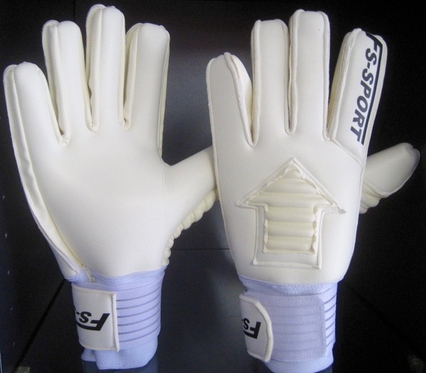 FS-Sport – Individuelle Torwarthandschuh-Sondermodelle – Keep It!